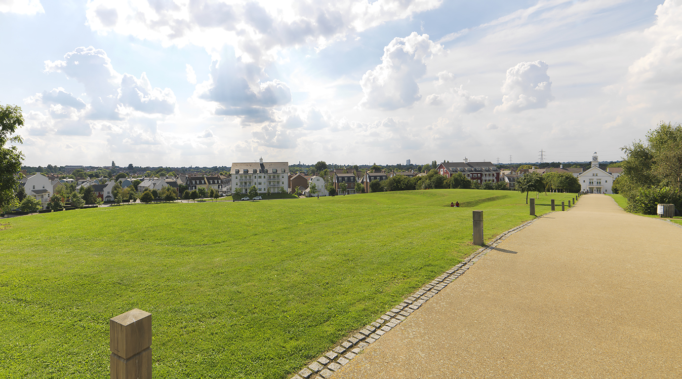The Estate – The Hamptons, Worcester Park