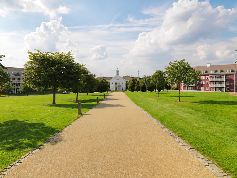The Estate – The Hamptons, Worcester Park